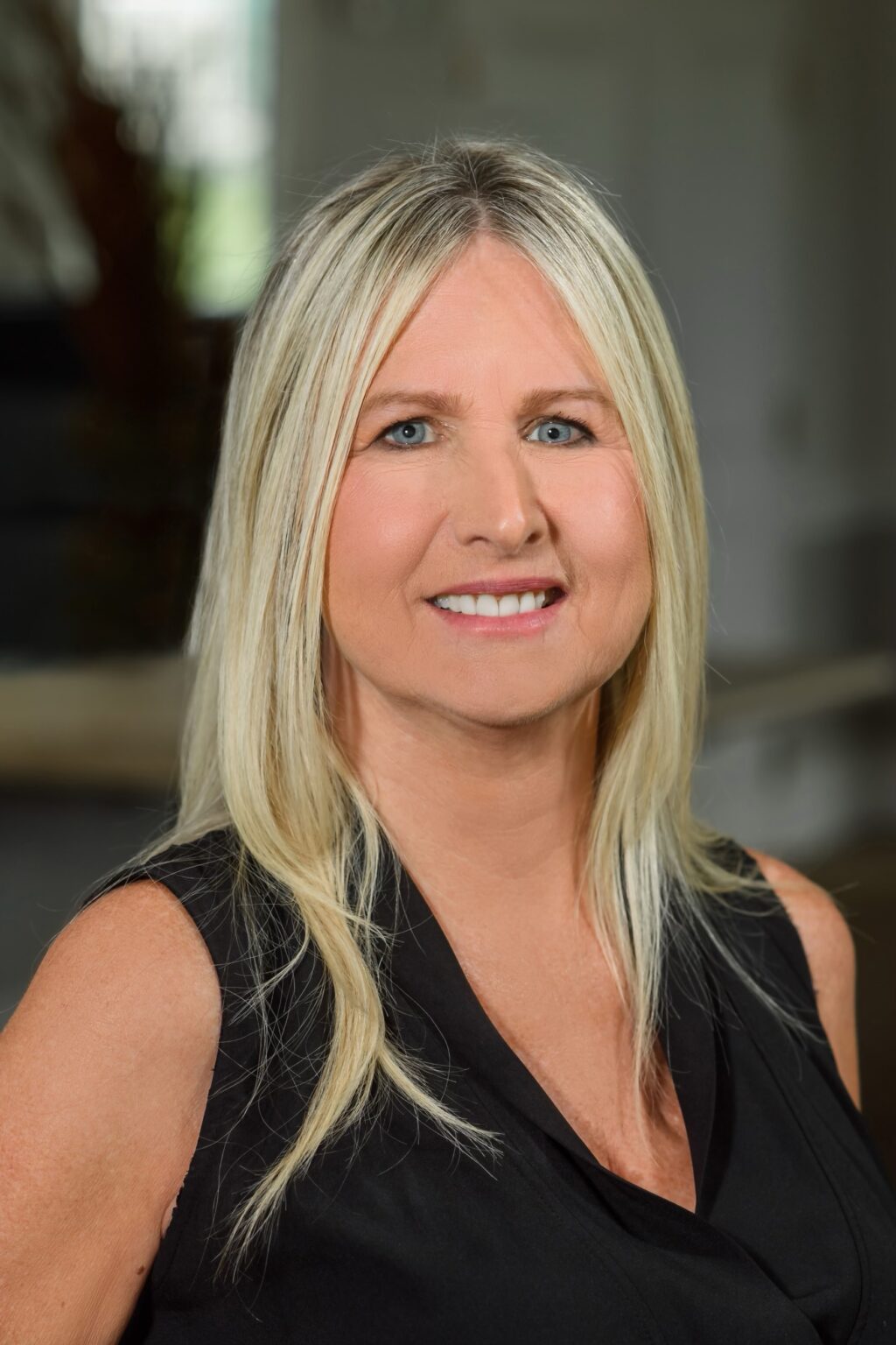 Susan Dunnavant Presented with The Hilda Allen Award by Golf Inc ...